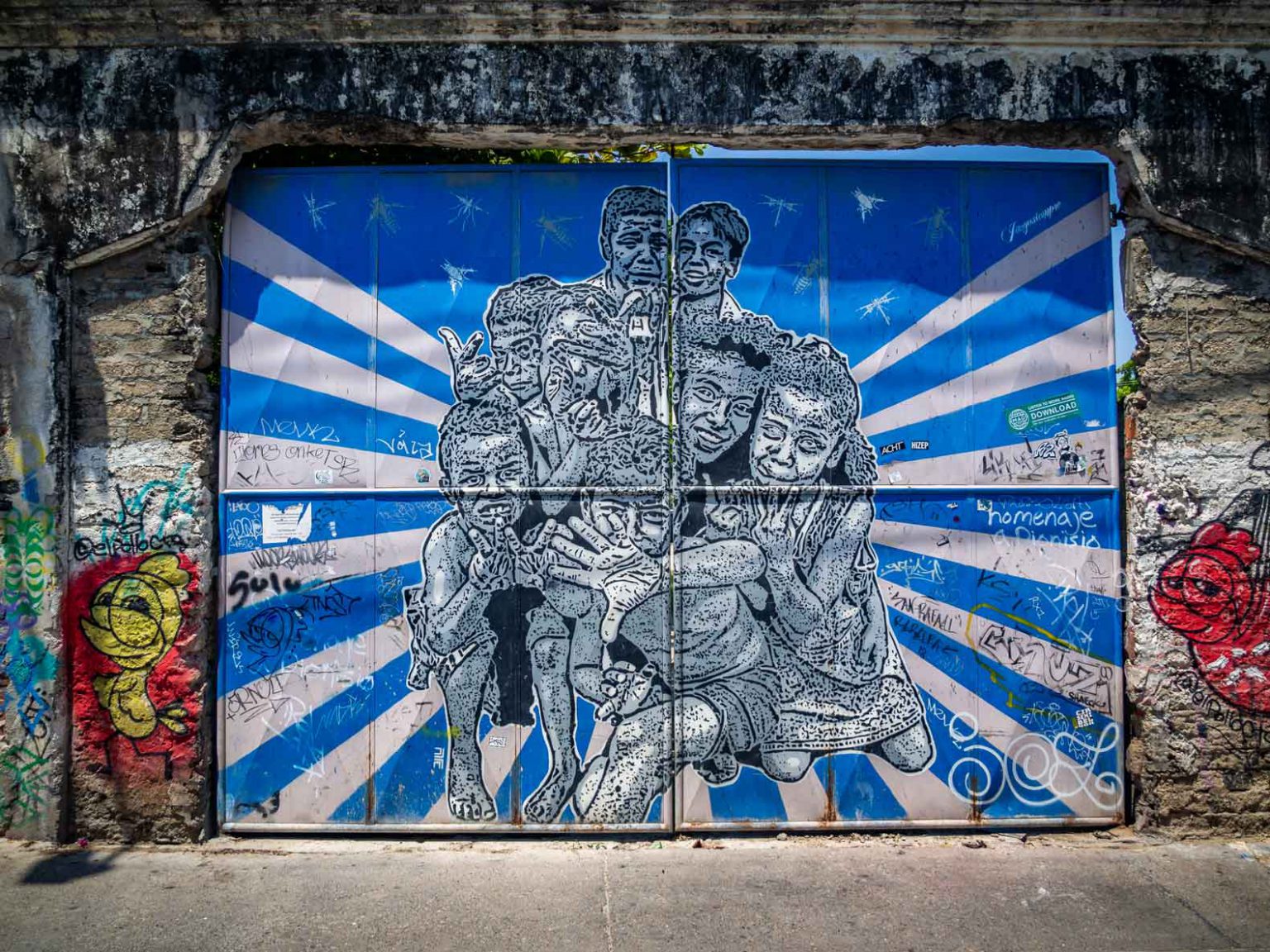 Where to see the best graffiti in Colombia - Bus stops & Flip-flops
